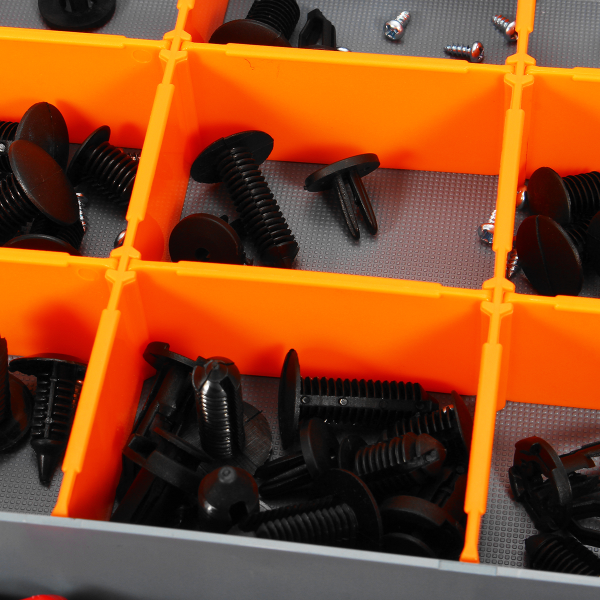 BOITE DE RANGEMENT PLASTIQUE NOIR & ORANGE 26 CASSES MJ-TOOLS | EGM